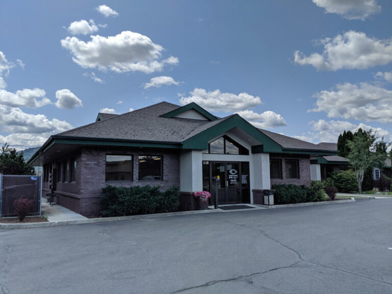 PostFallsClinicPhoto2019 - North Idaho Eye Institute